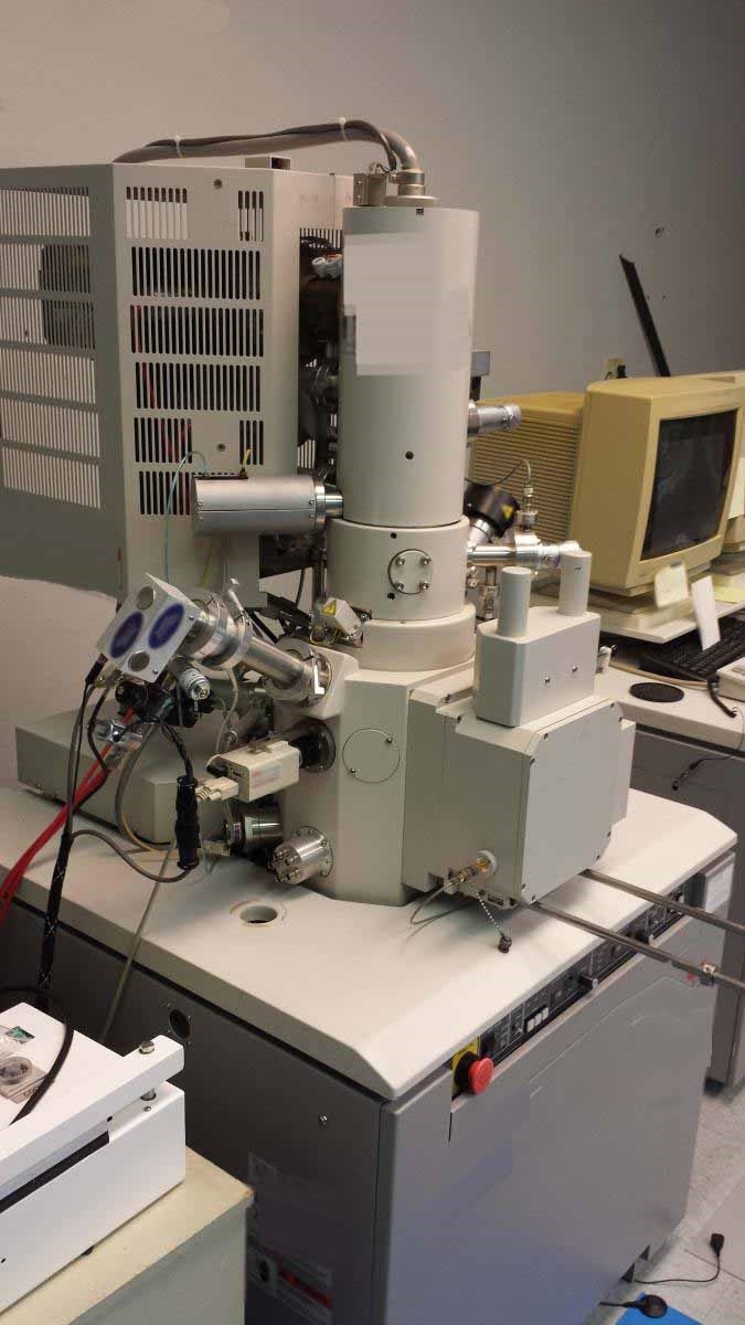 Used HITACHI S-4700 Type II SCANNING ELECTRON MICROSCOPES for sale ...