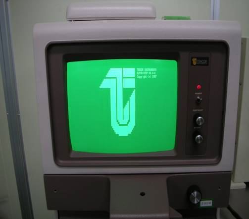 KLA / TENCOR Alpha Step 250 웨이퍼 테스터 판매 가격 #115548에 사용됨 > CAE에서 구매