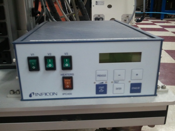 INFICON Transpector 2 누출 감지기 판매 가격 #165278에 사용됨 > CAE에서 구매