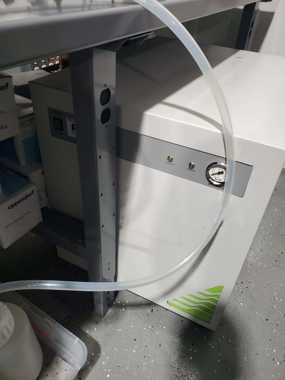 AB SCIEX / APPLIED BIOSYSTEMS / ABI / MDS SCIEX Qtrap 3200 Spectrometer ...