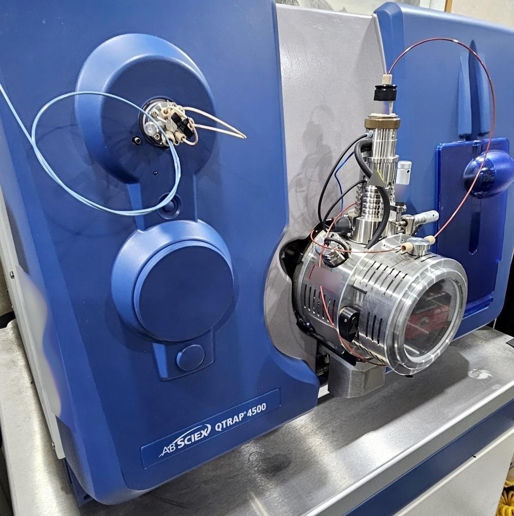 AB SCIEX / APPLIED BIOSYSTEMS / ABI / MDS SCIEX Qtrap 4500 Spectrometer ...