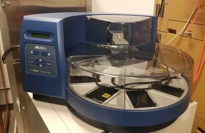 AB SCIEX / APPLIED BIOSYSTEMS / ABI / MDS SCIEX MagMax Express-96 Lab ...