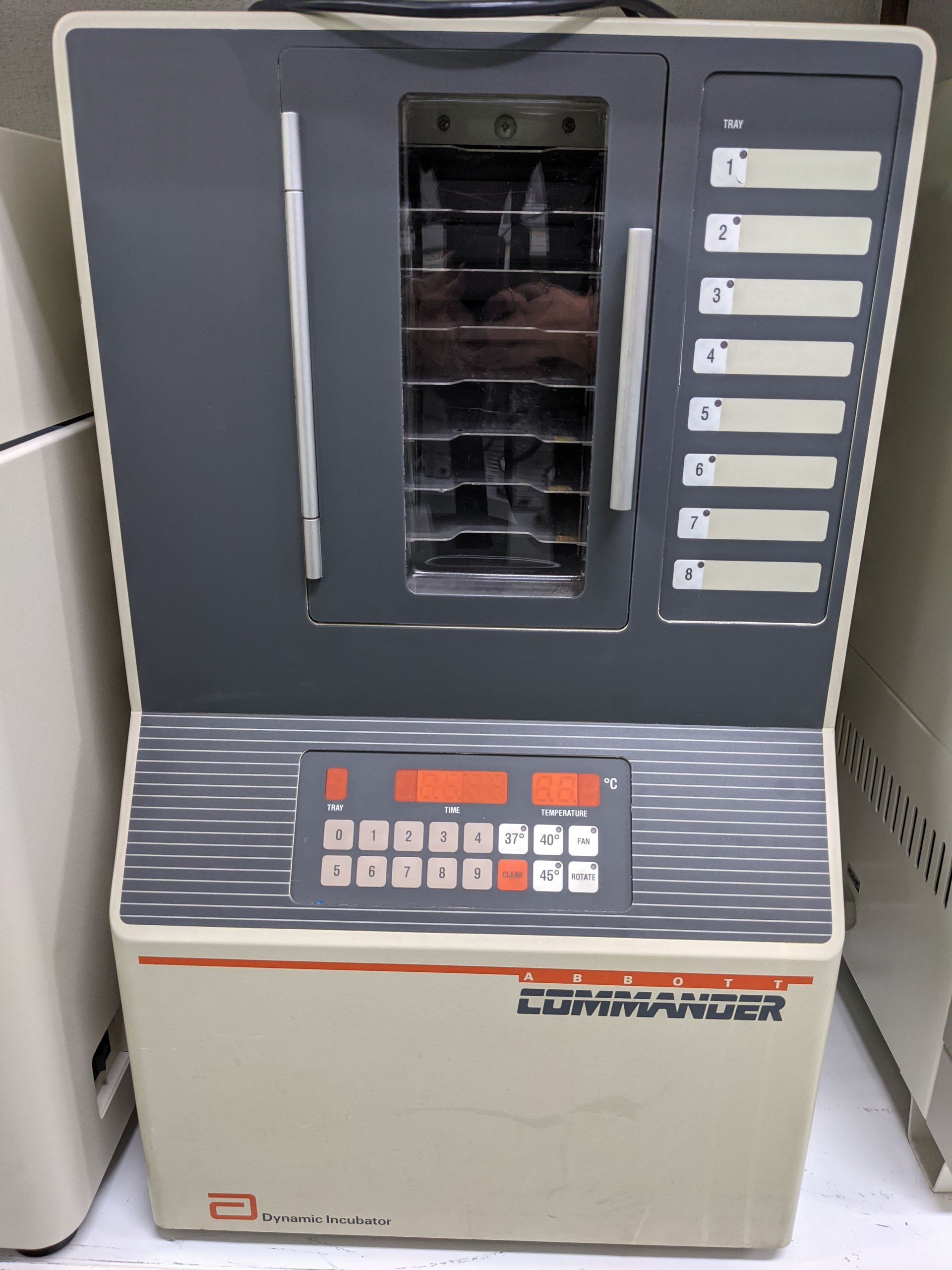 ABBOTT Commander 실험실 장비 & 액세서리 판매 가격 #9372821에 사용됨 > CAE에서 구매