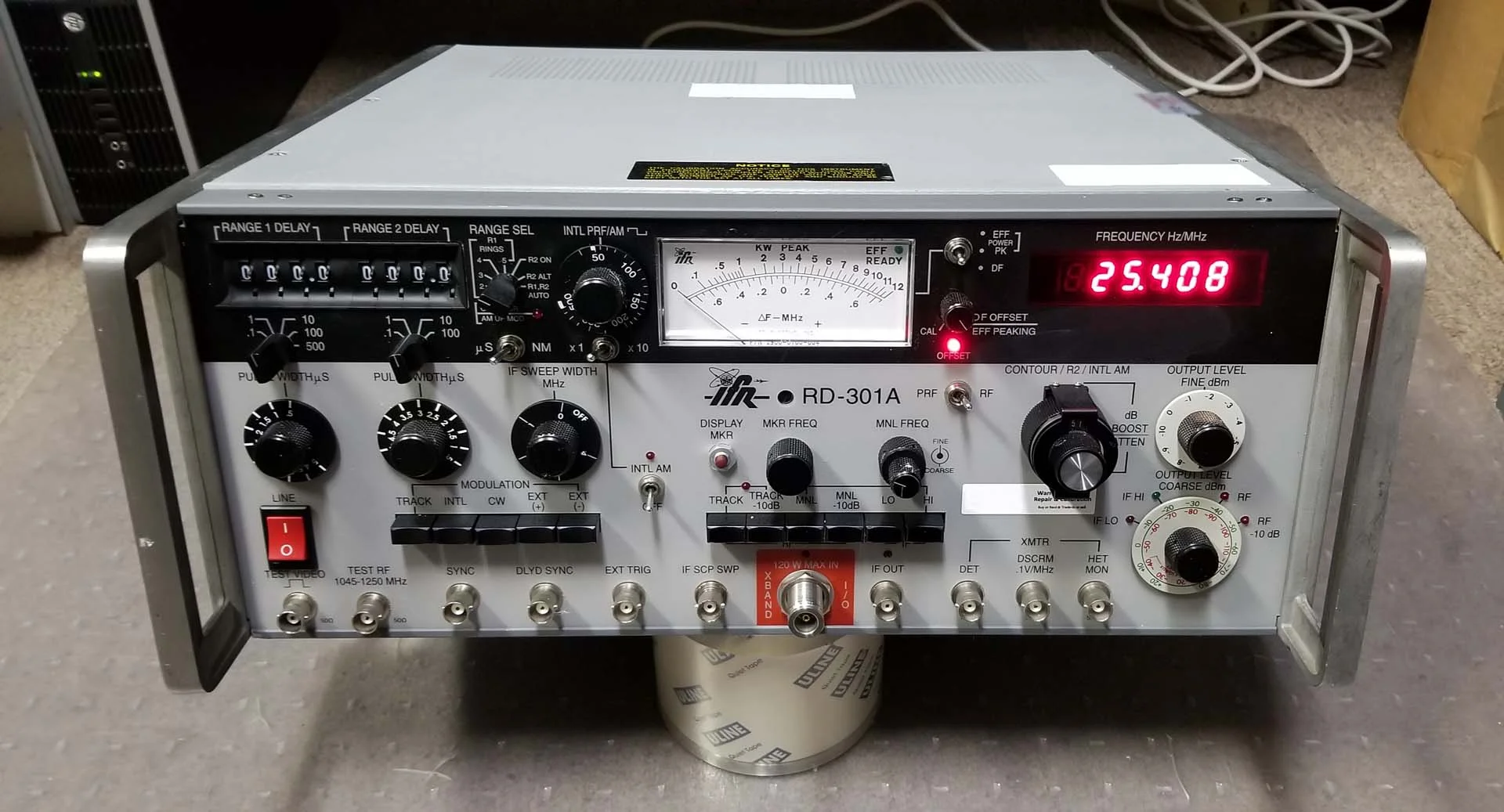 AEROFLEX IFR RD-301A 電子試験装置 はセール価格 #293757814 で使用されています > CAE から購入