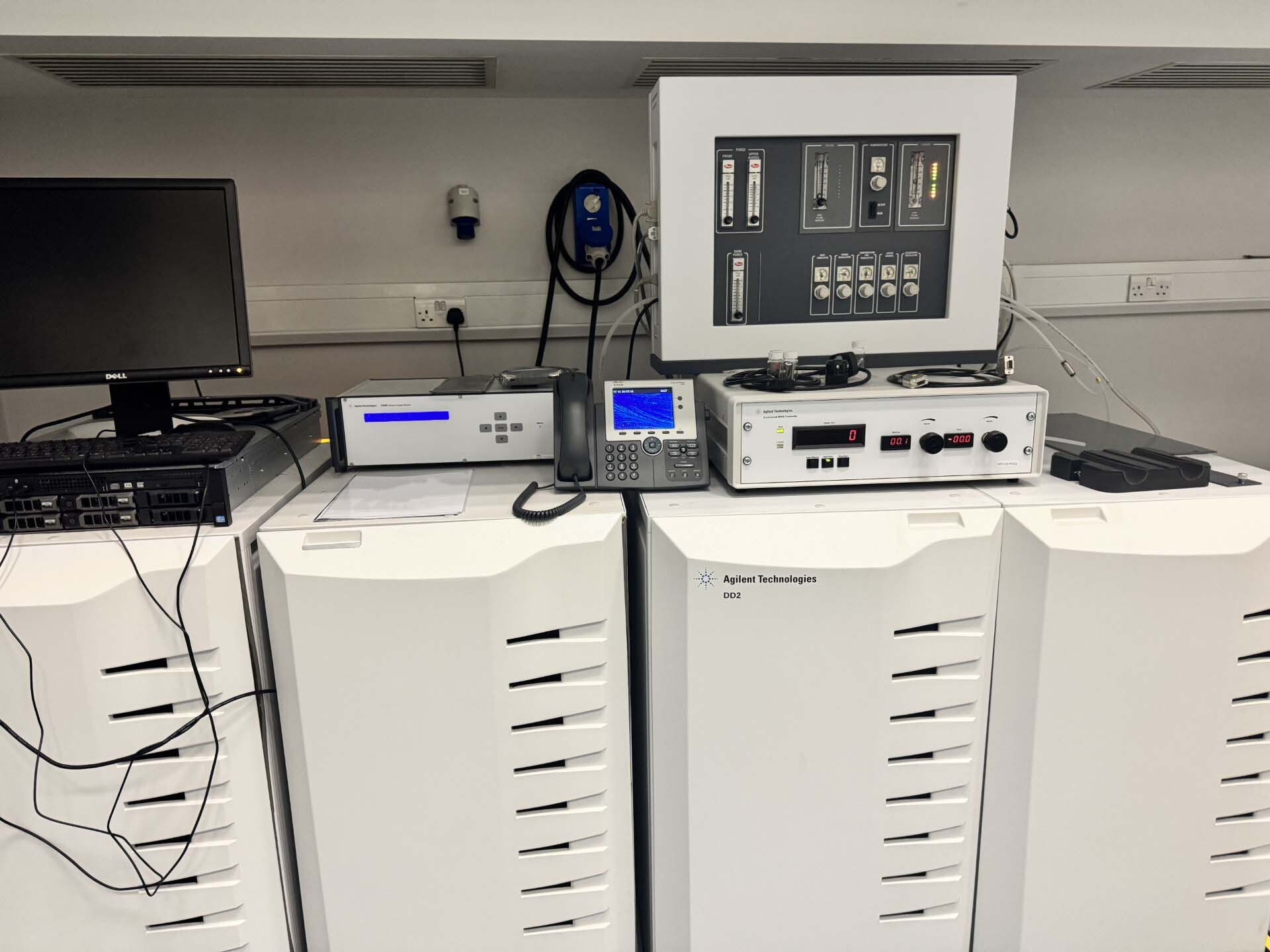 AGILENT / HP / HEWLETT-PACKARD / KEYSIGHT / VARIAN NMR 800 Spectrometer ...