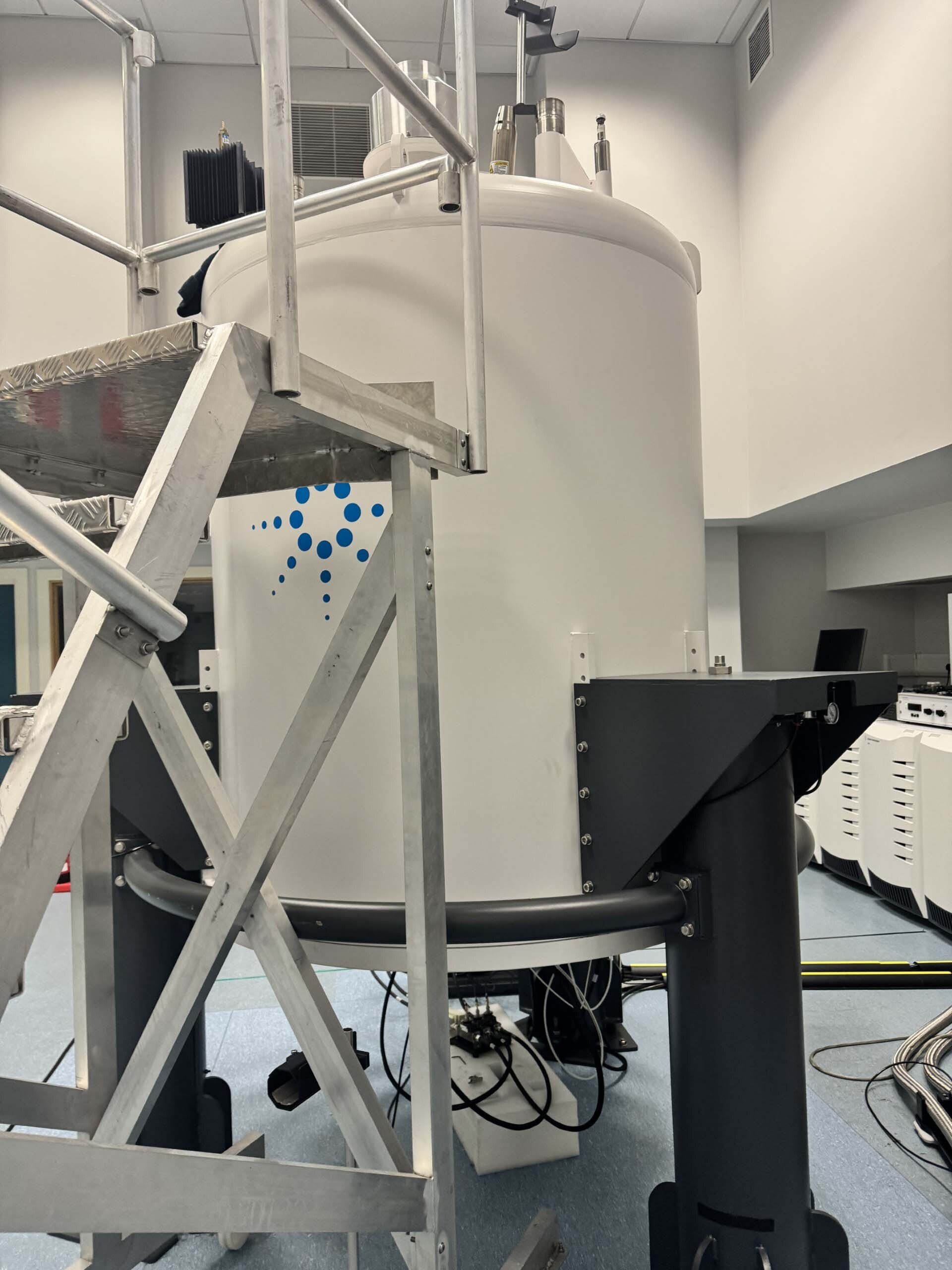 AGILENT / HP / HEWLETT-PACKARD / KEYSIGHT / VARIAN NMR 800 分光计 用于销售价格 ...