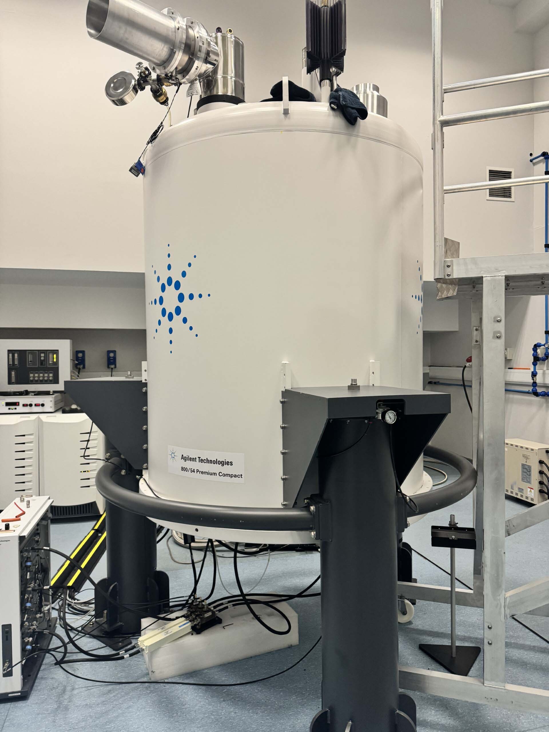 AGILENT / HP / HEWLETT-PACKARD / KEYSIGHT / VARIAN NMR 800 分光计 用于销售价格 ...