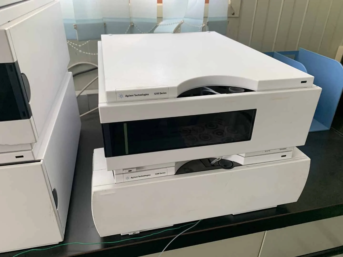 AGILENT / HP / HEWLETT-PACKARD / KEYSIGHT 1200 Spectrometer used for ...