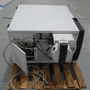 AGILENT / HP / HEWLETT-PACKARD / KEYSIGHT 6490 Spectrometer used for ...