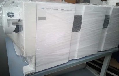 AGILENT / HP / HEWLETT-PACKARD / KEYSIGHT 6520 Q-TOF Spectrometer used ...