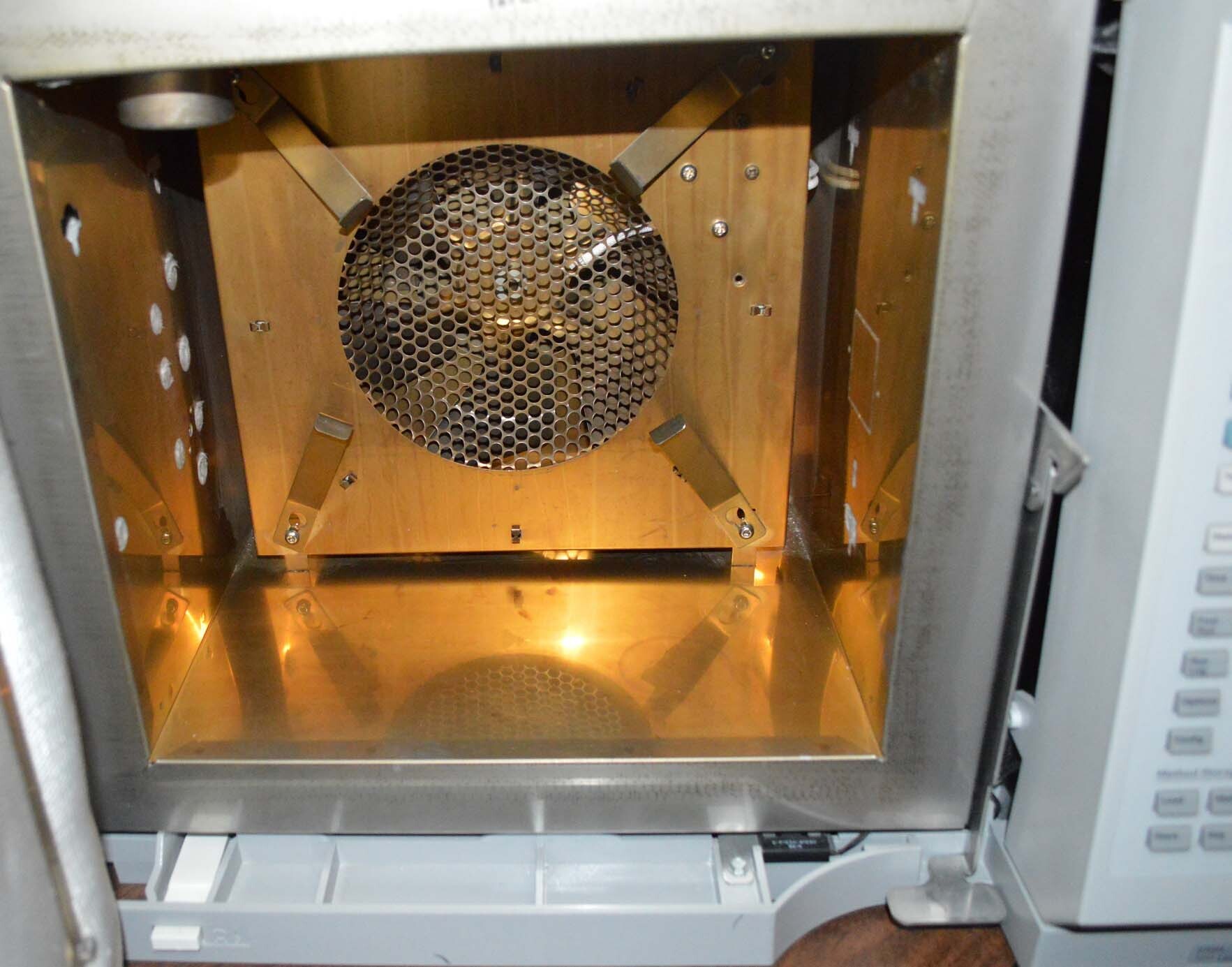 AGILENT / HP / HEWLETT-PACKARD / KEYSIGHT 6890 Spectrometer used for ...