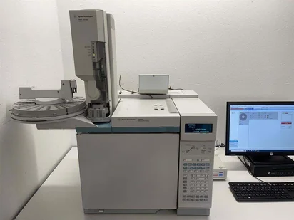 AGILENT / HP / HEWLETT-PACKARD / KEYSIGHT 6890N Spectrometer used for ...