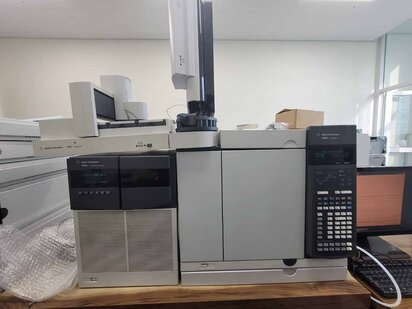 AGILENT / HP / HEWLETT-PACKARD / KEYSIGHT 7000C Spectrometer used for ...