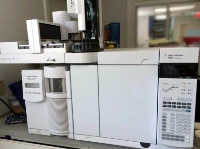 AGILENT / HP / HEWLETT-PACKARD / KEYSIGHT 7890A Spectrometer used for ...