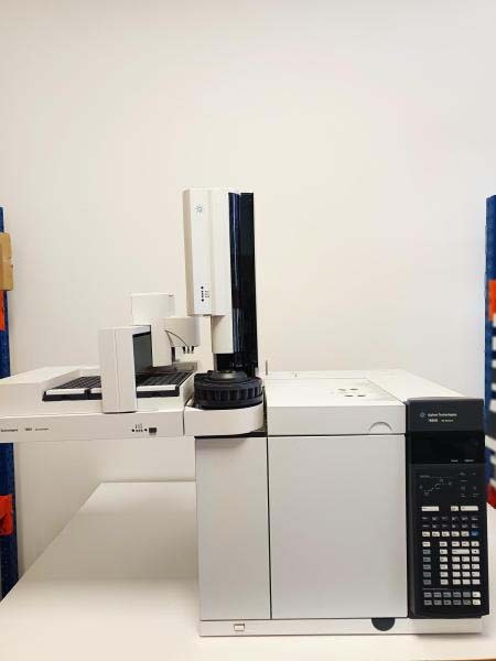 AGILENT / HP / HEWLETT-PACKARD / KEYSIGHT 7890B Spectrometer used for ...