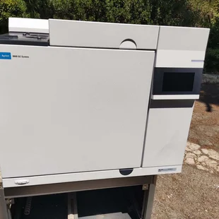 AGILENT / HP / HEWLETT-PACKARD / KEYSIGHT 8860 Spectrophotometer used ...