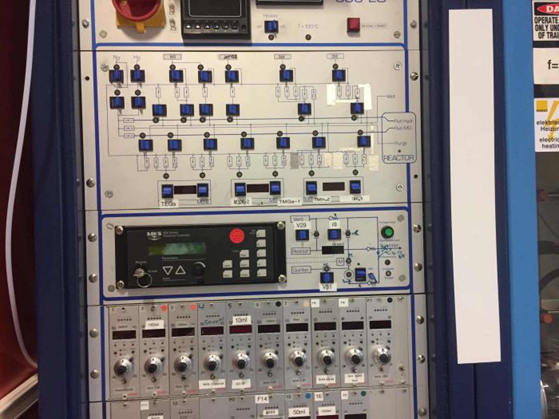 AIXTRON AIX 200 used for sale price #9359469 > buy from CAE