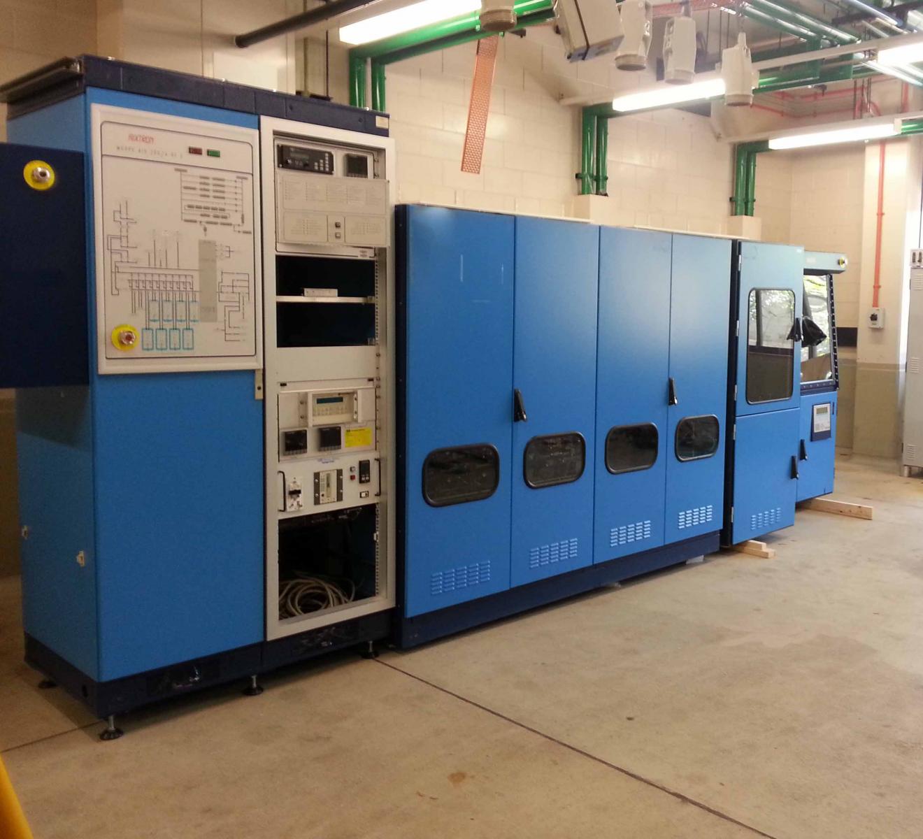 AIXTRON AIX 200/4 원자로 판매 가격 #9167431, 2000에 사용됨 > CAE에서 구매