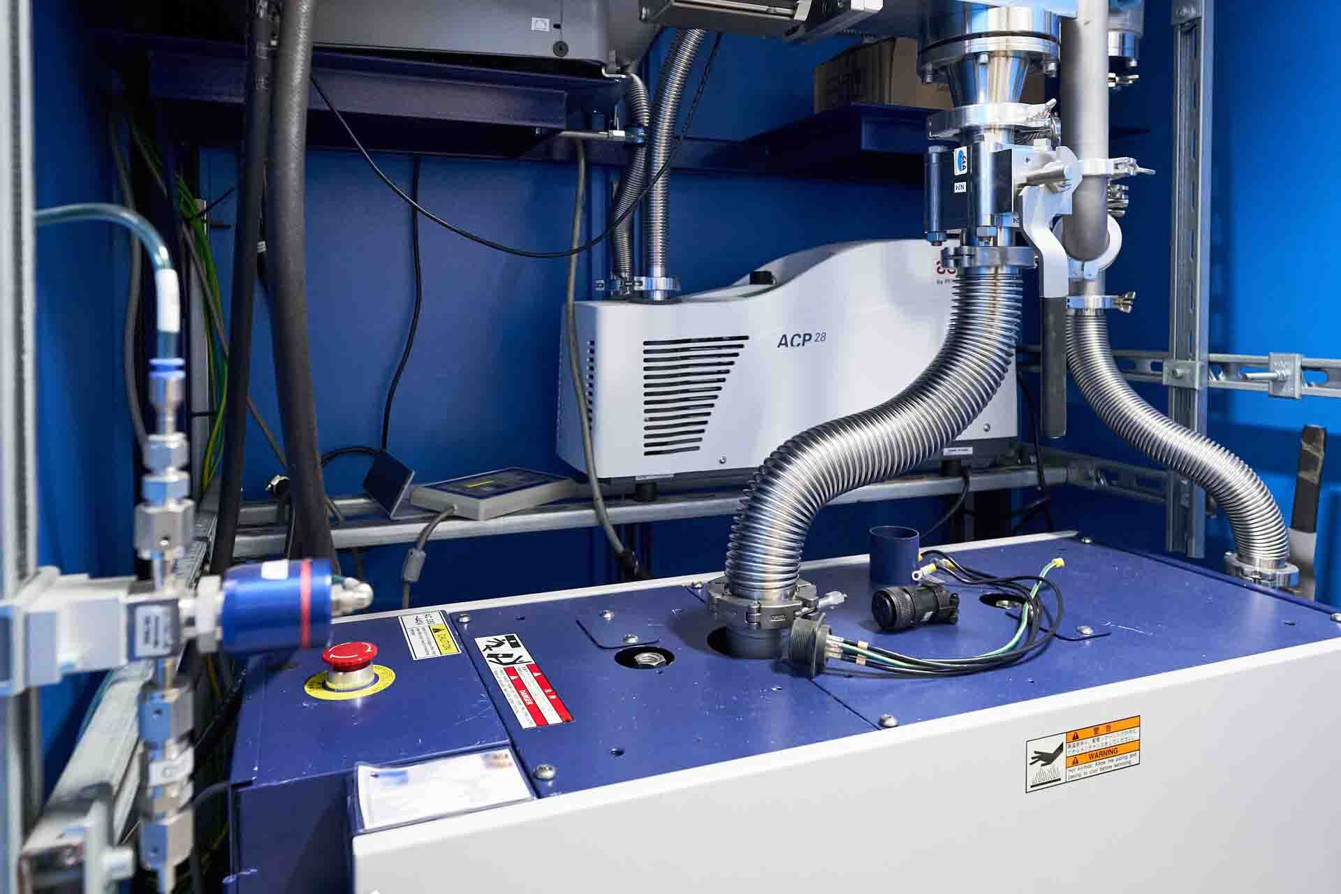 AIXTRON AIX 2600 G3 HT 익숙한 판매용 가격 #293596198, 2006 > 사다 from CAE