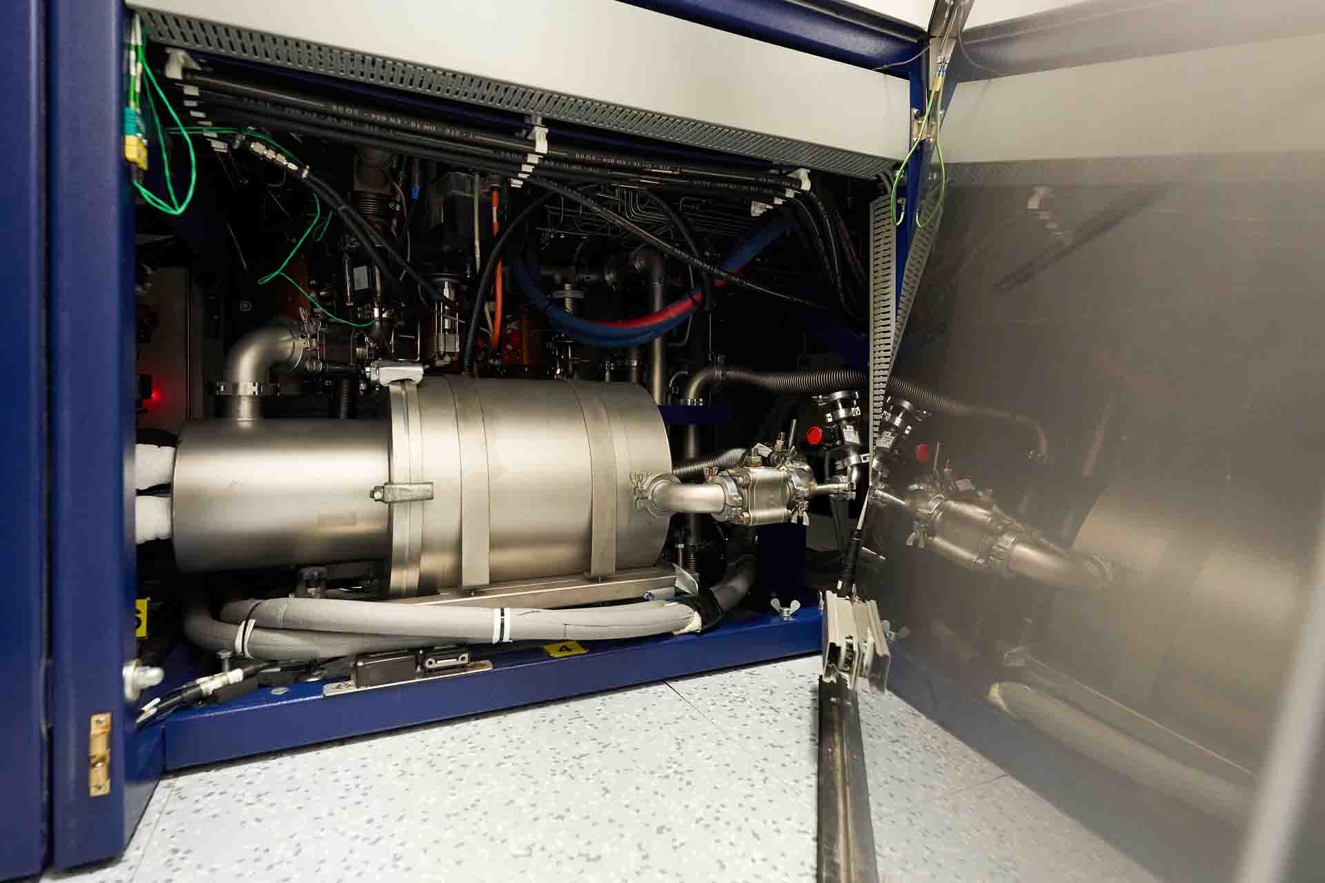 AIXTRON AIX 2600 G3 HT 익숙한 판매용 가격 #293596198, 2006 > 사다 from CAE