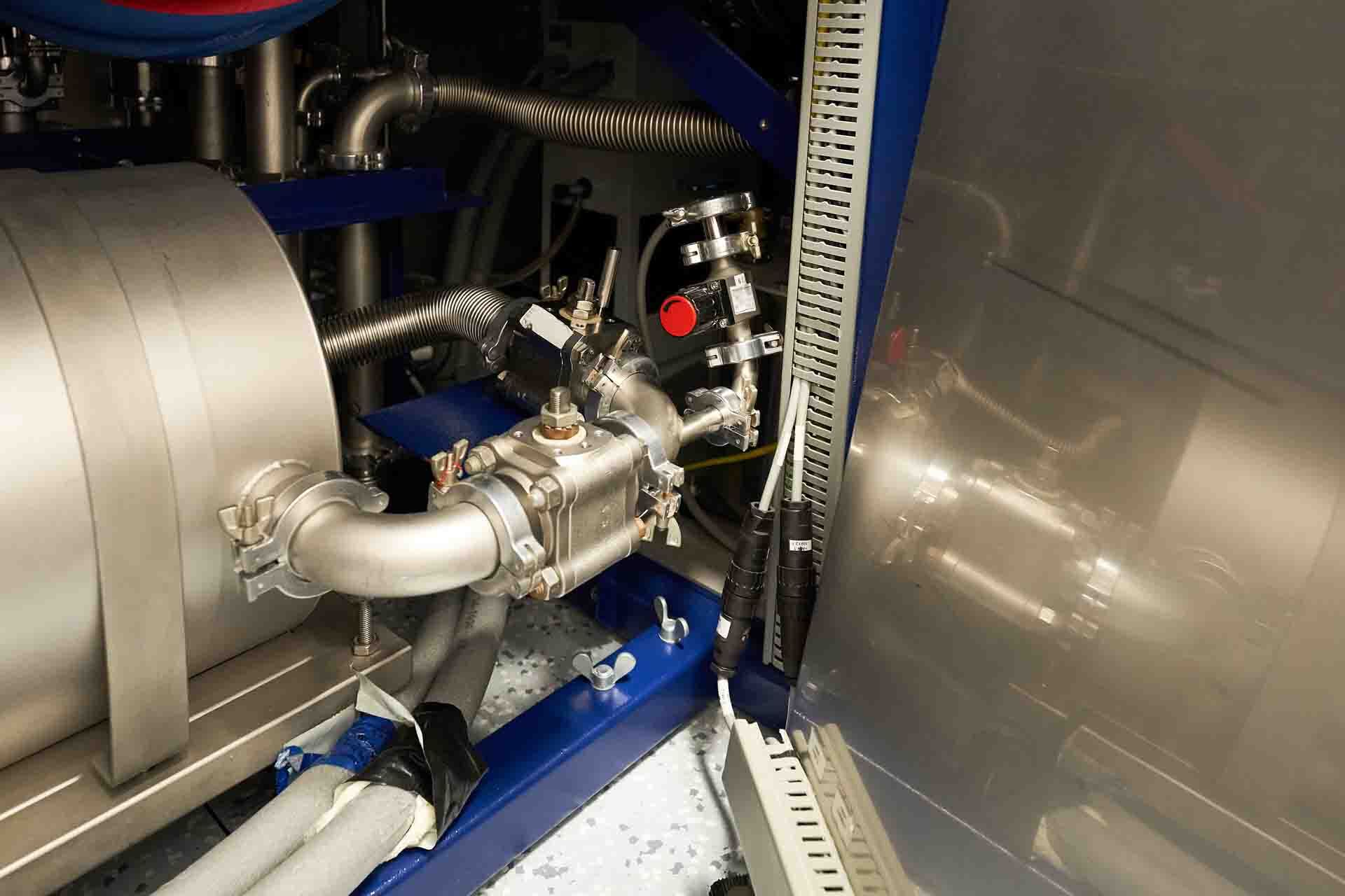 AIXTRON AIX 2600 G3 HT 익숙한 판매용 가격 #293596198, 2006 > 사다 from CAE