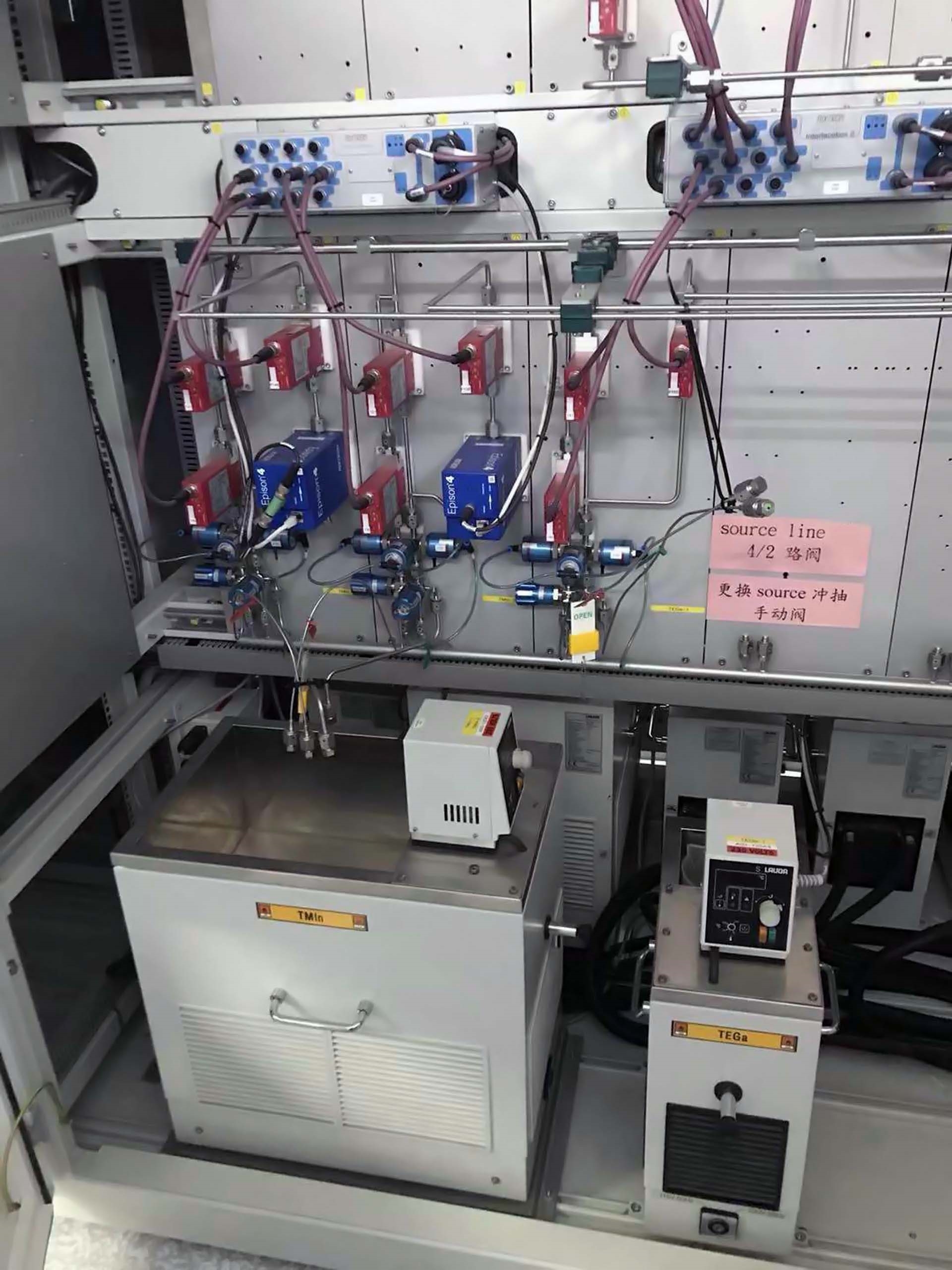 AIXTRON AIX 2800 G4 HT 用 待售的 價格 #9232215, 2010 > 購買 from CAE