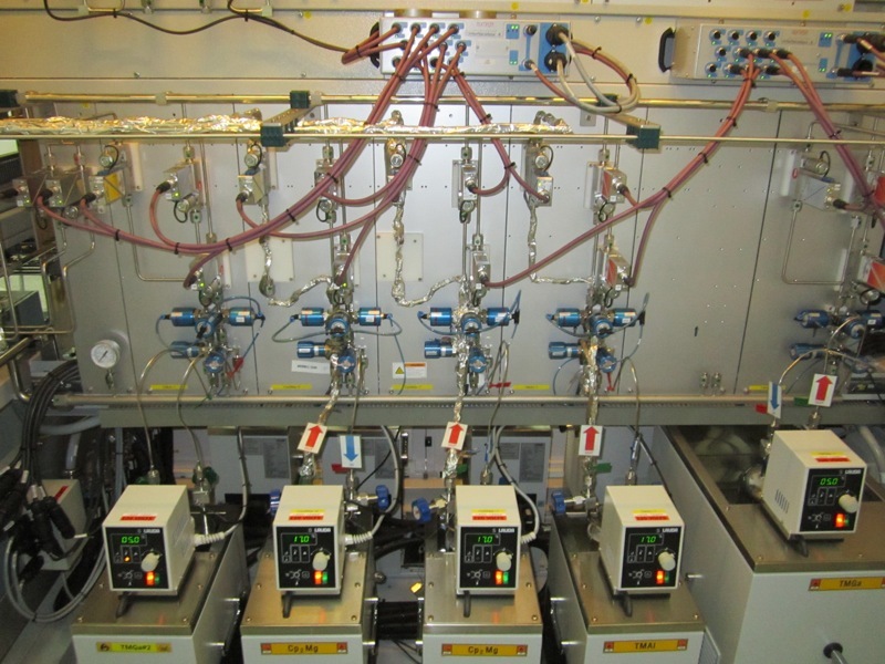 AIXTRON 2800 G4 HT 익숙한 판매용 가격 #9037227, 2010 > 사다 from CAE