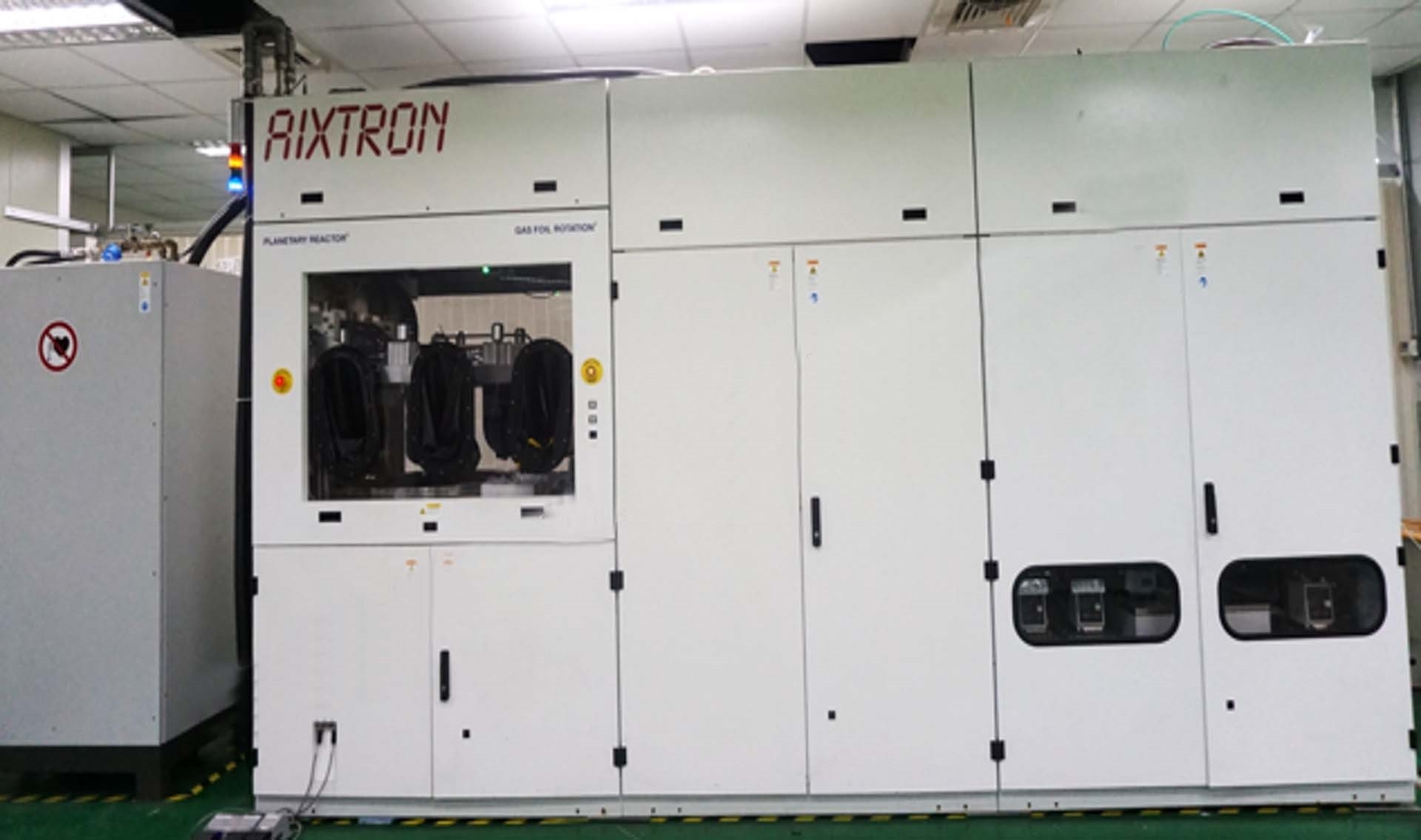 AIXTRON AIX 2800 G5 HT used for sale price #9241907, 2011 > buy from CAE