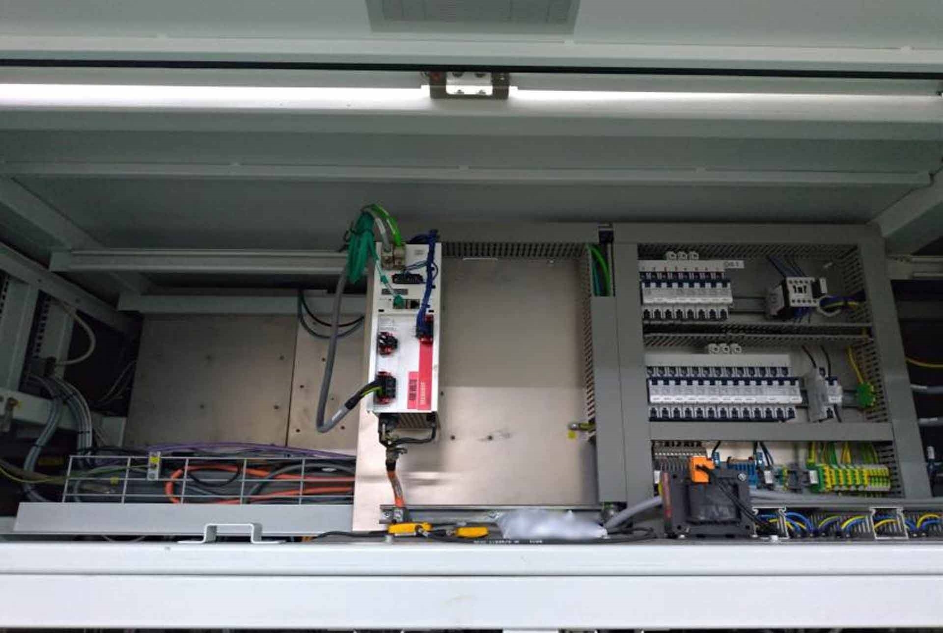 AIXTRON AIX 2800 G5 HT used for sale price #9241907, 2011 > buy from CAE