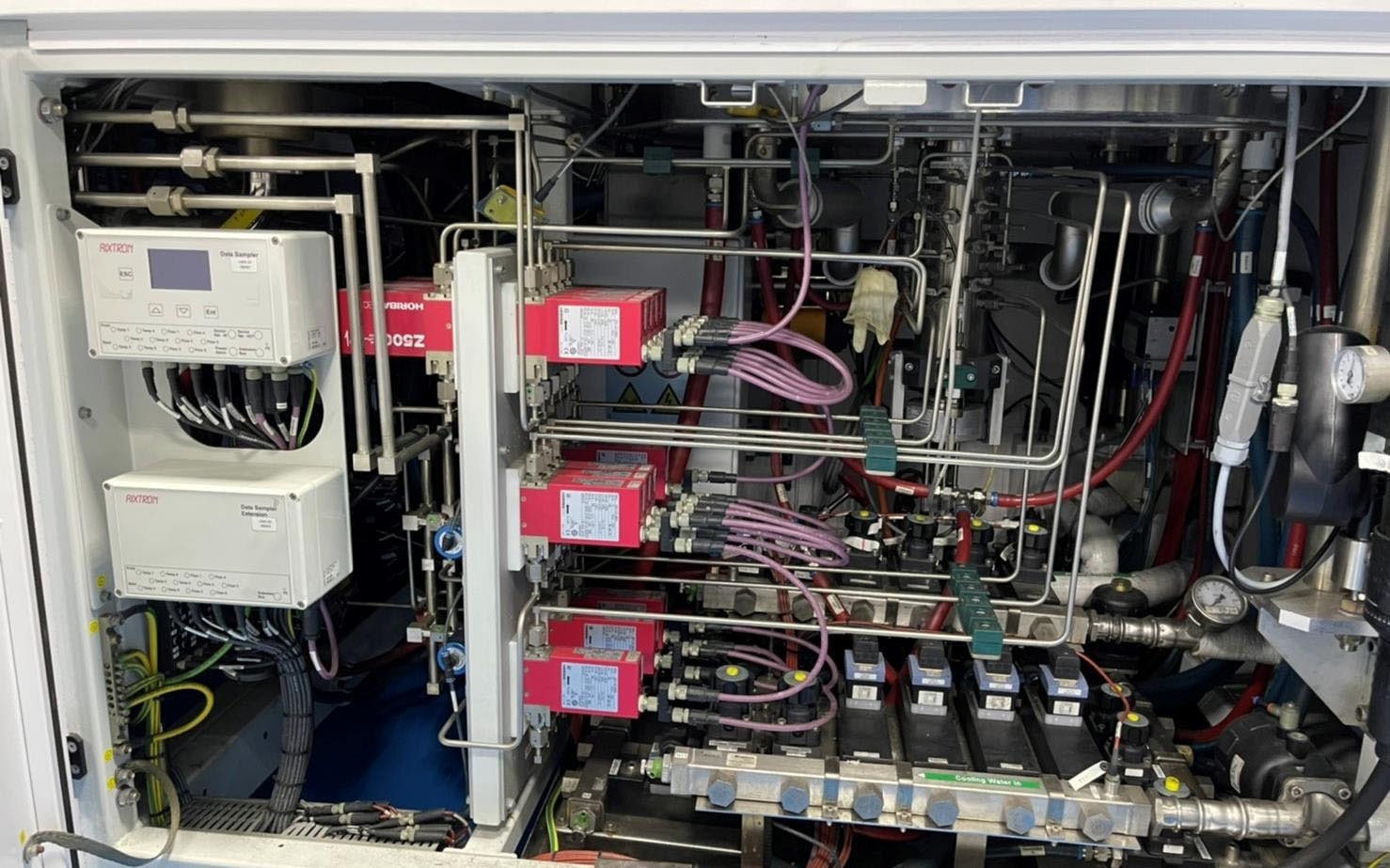 AIXTRON AIX 2800 G5 HT used for sale price #9384948, 2011 > buy from CAE