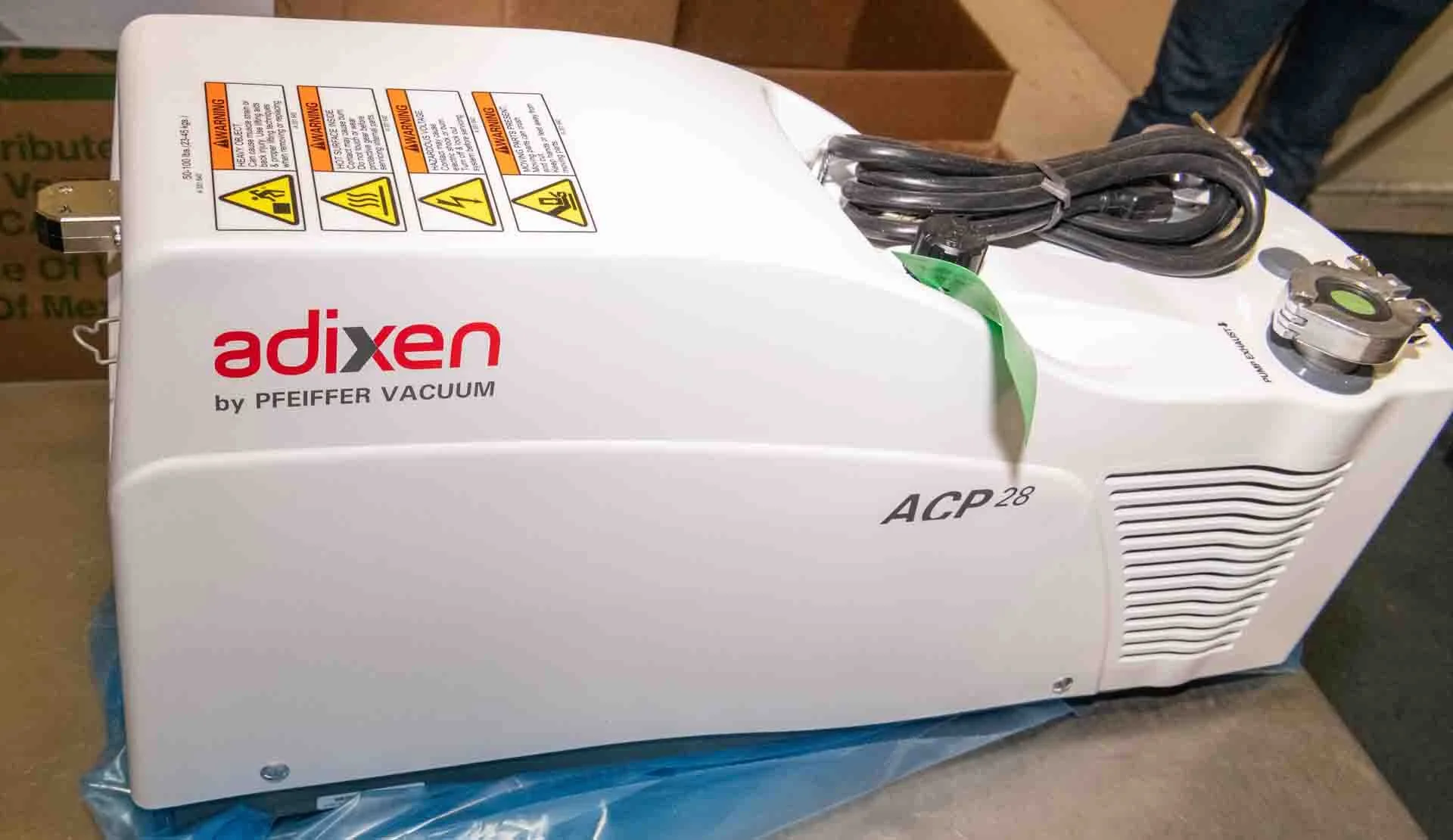 ALCATEL / ADIXEN / PFEIFFER ACP 28 펌프 판매 가격 #9409386에 사용됨 > CAE에서 구매
