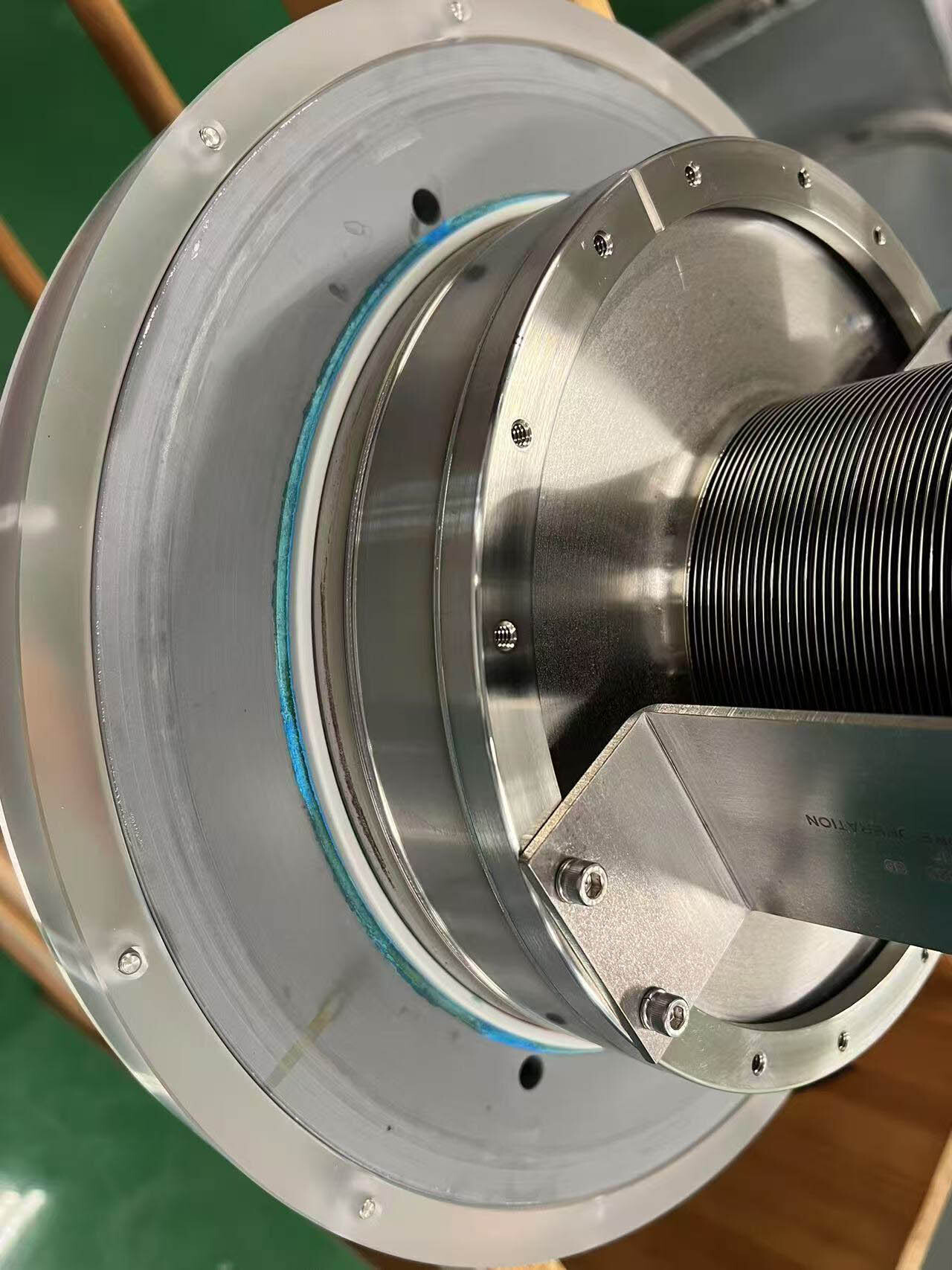 AMAT / APPLIED MATERIALS 0010-24456-07 反应器 用于销售价格 #293795381, 2013 > 从 ...