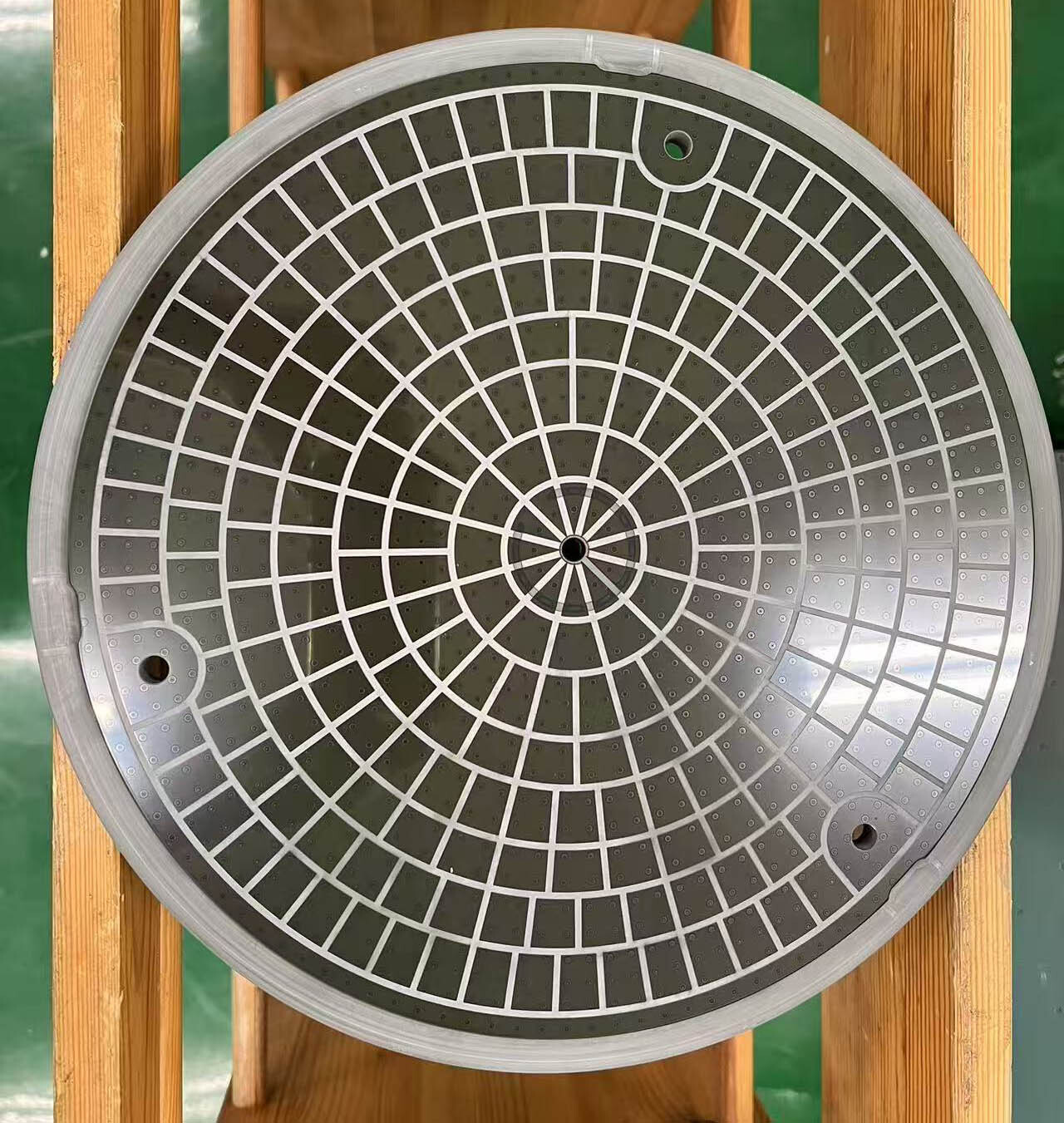 AMAT / APPLIED MATERIALS 0010-24456-07 反应器 用于销售价格 #293795381, 2013 > 从 ...