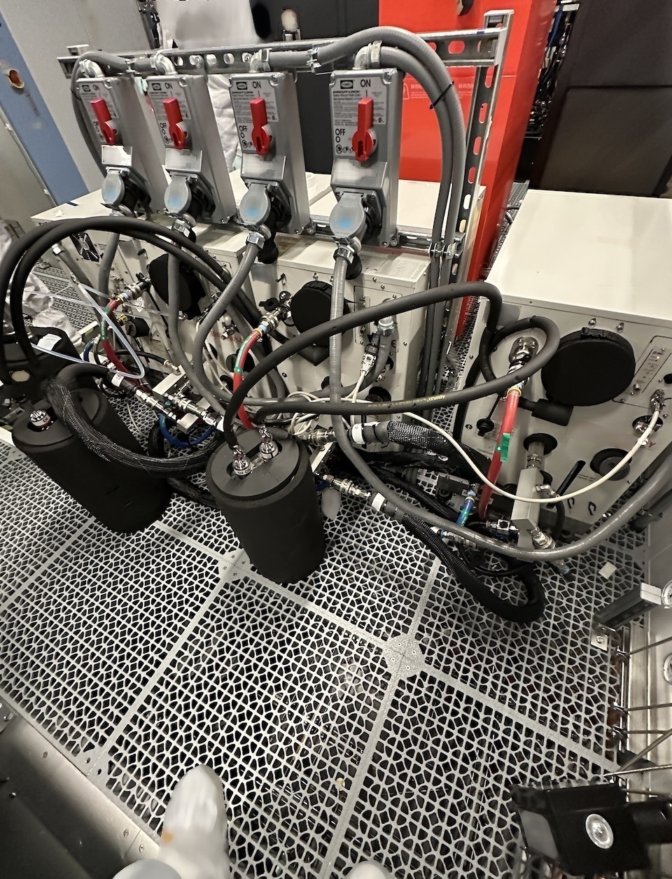 AMAT / APPLIED MATERIALS Centura 5200 Phase II 蝕刻機/ 光阻清洗機 用於銷售價格 ...
