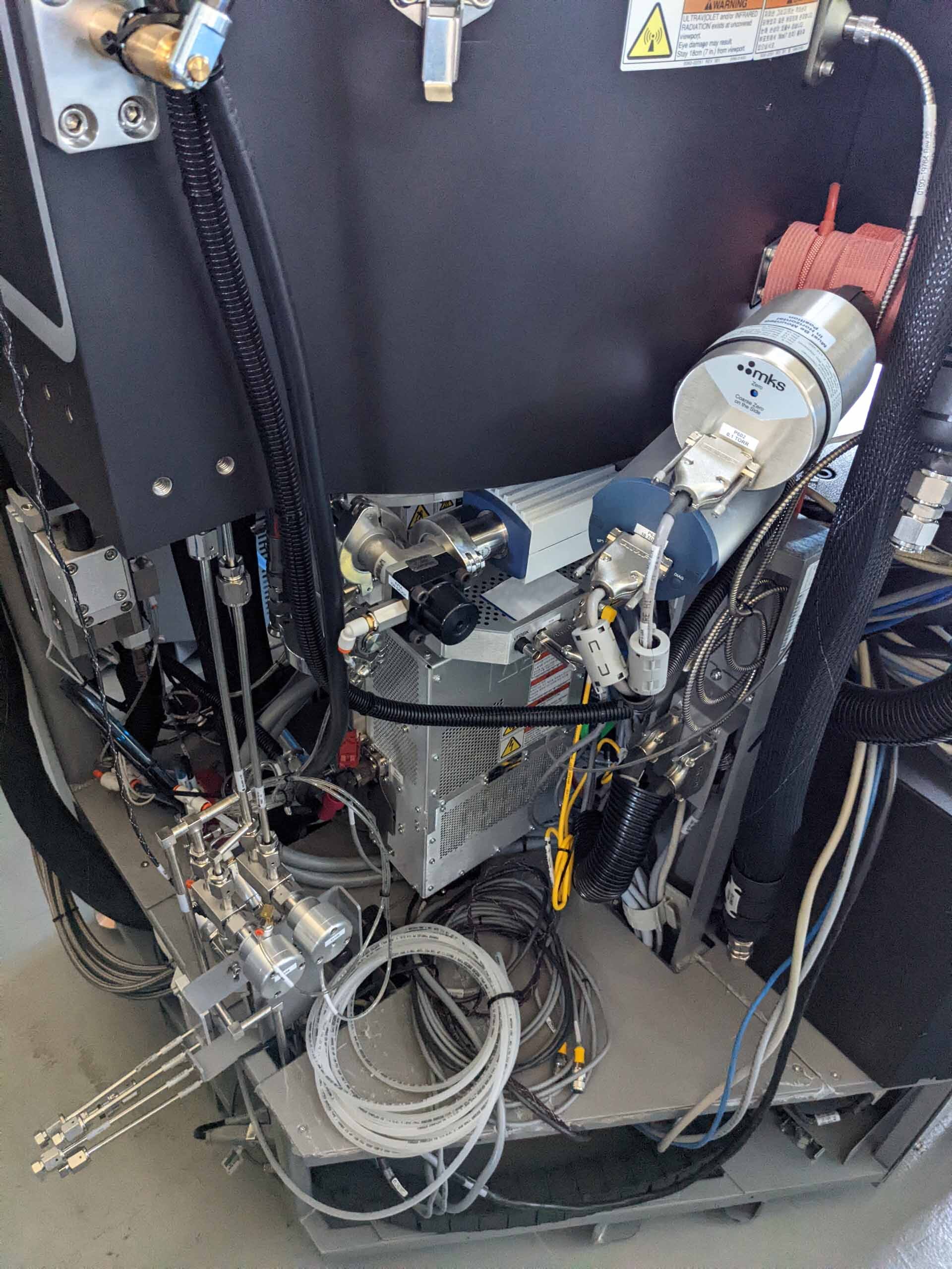 AMAT / APPLIED MATERIALS Centura AP 익숙한 판매용 가격 #293606078, 2006 > 사다 ...