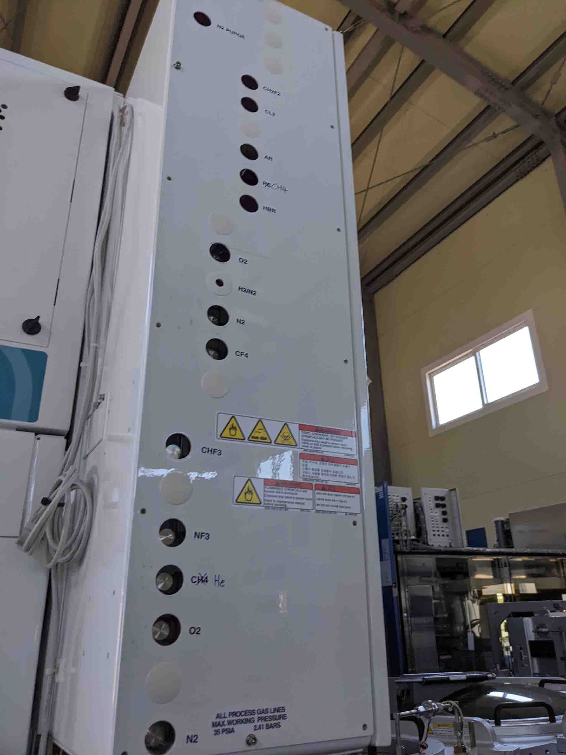 AMAT / APPLIED MATERIALS Centura AP 익숙한 판매용 가격 #293606078, 2006 > 사다 ...