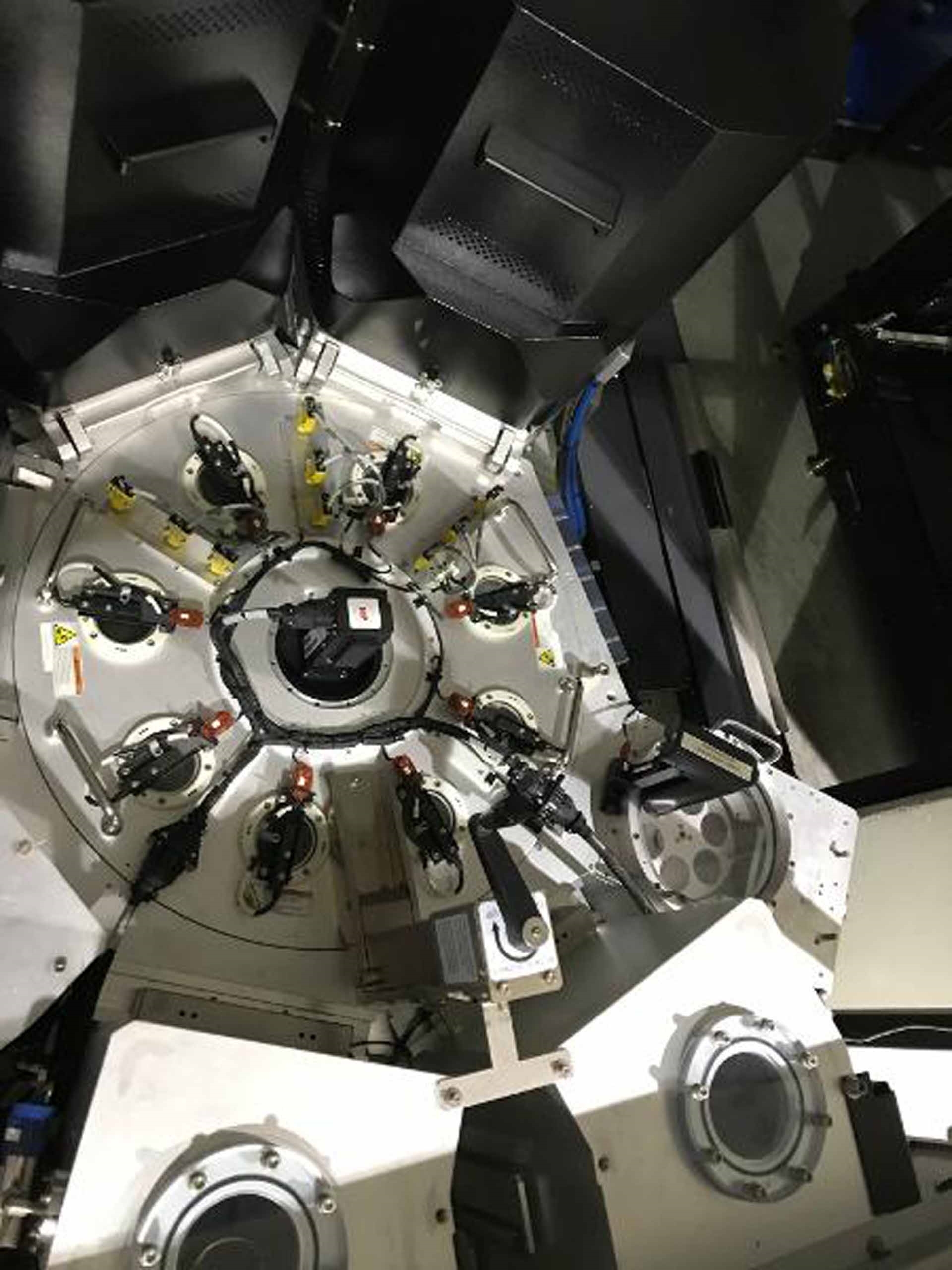 AMAT / APPLIED MATERIALS Centura Ultima+ HDP 익숙한 판매용 가격 #9221312, 2001 ...