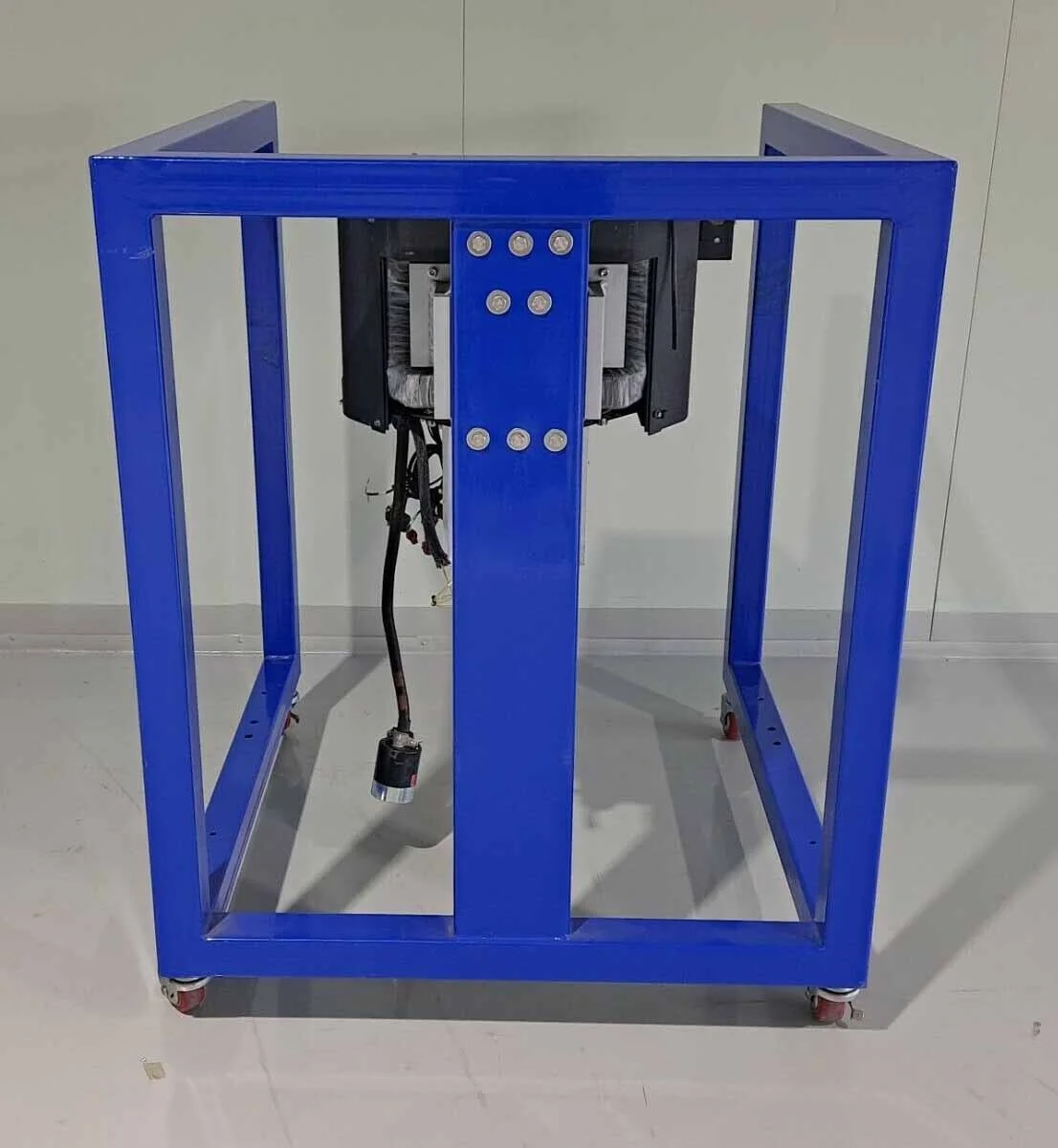 AMAT / APPLIED MATERIALS Etch process chamber for P5000 Parts used for ...