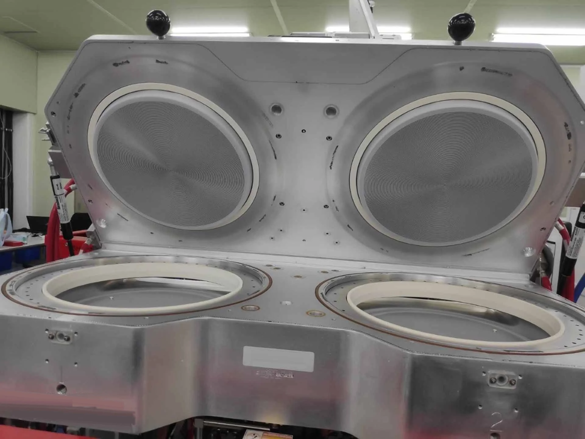 AMAT / APPLIED MATERIALS Chamber for Producer GT Parts used for sale ...