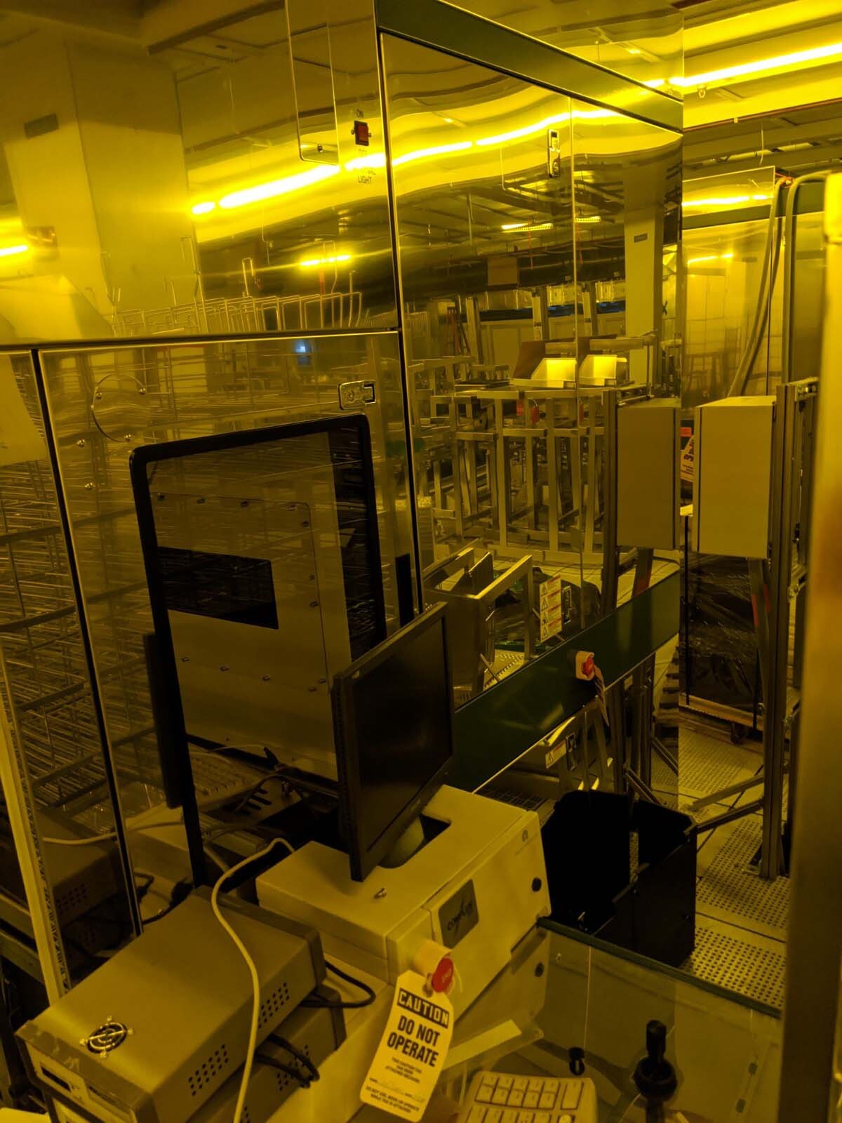 AMAT / APPLIED MATERIALS Complus 2 마스크 & 웨이퍼 검사기 판매 가격 #293704393, 2003 ...