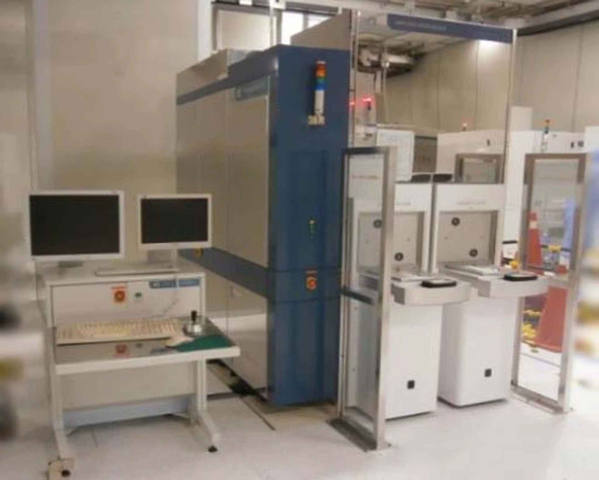 AMAT / APPLIED MATERIALS Complus Mask & Wafer Inspector used for sale ...