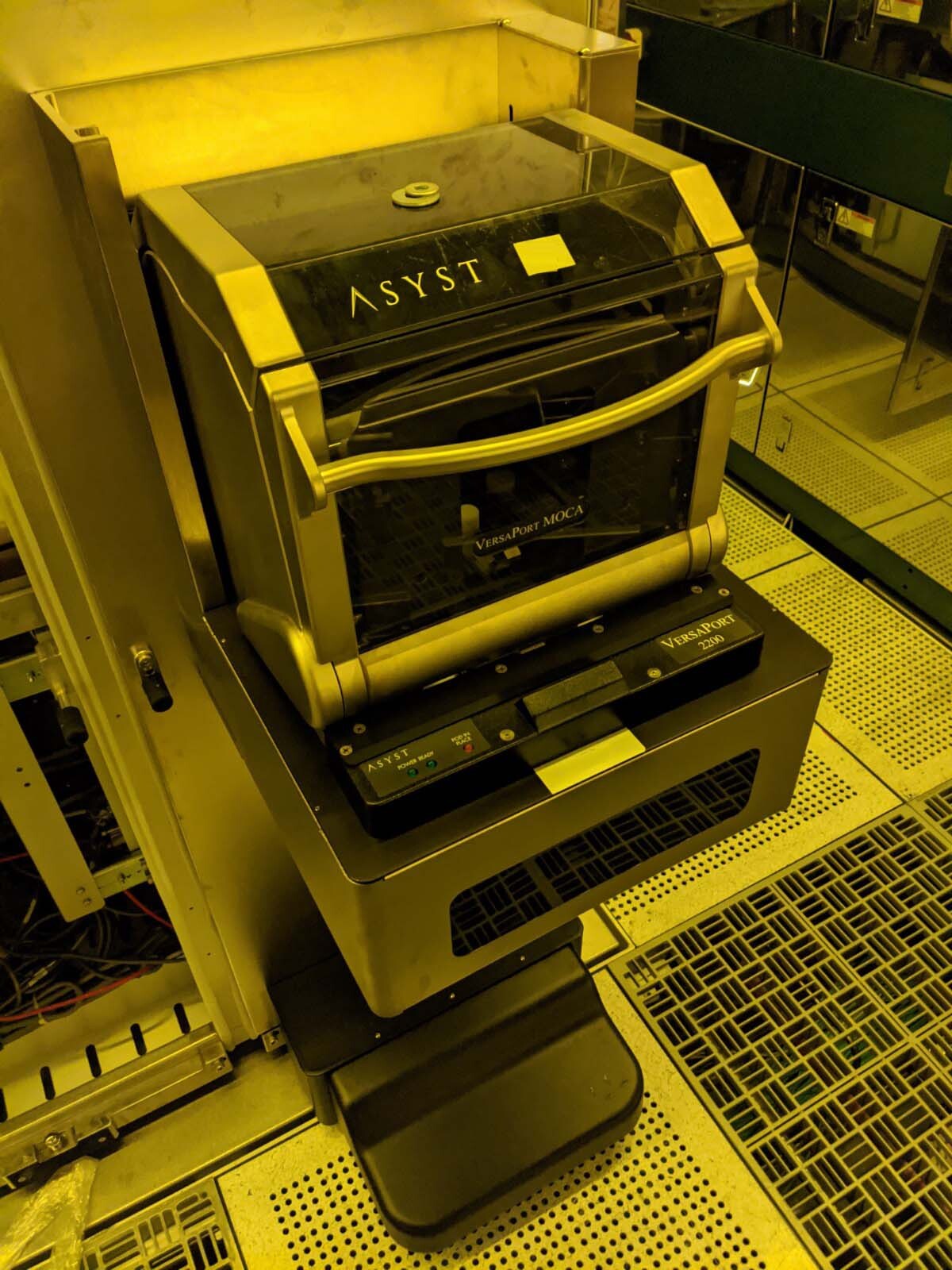 AMAT / APPLIED MATERIALS Complus Mask & Wafer Inspector used for sale ...