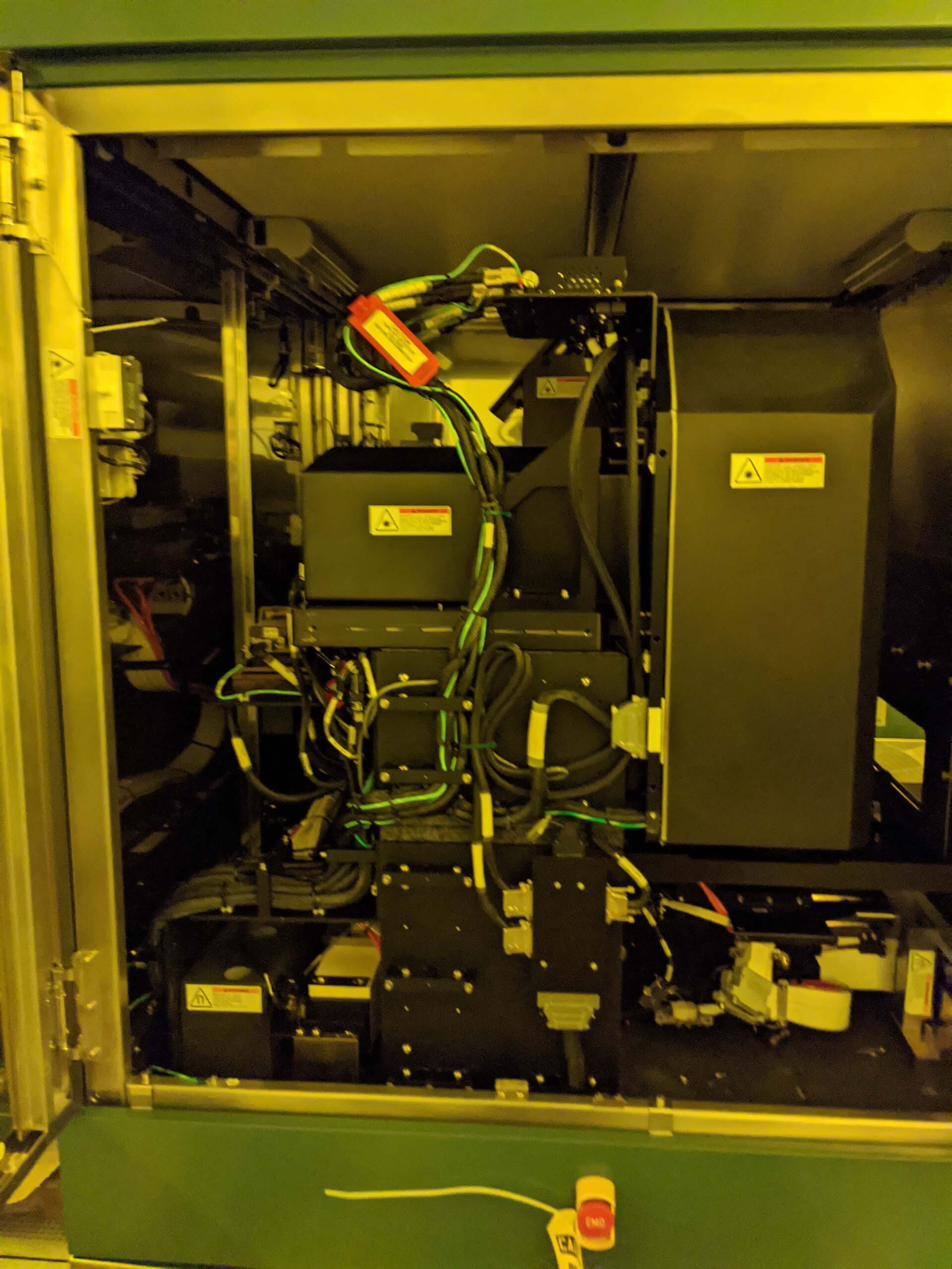 AMAT / APPLIED MATERIALS Complus Mask & Wafer Inspector used for sale price #293704394 > buy ...