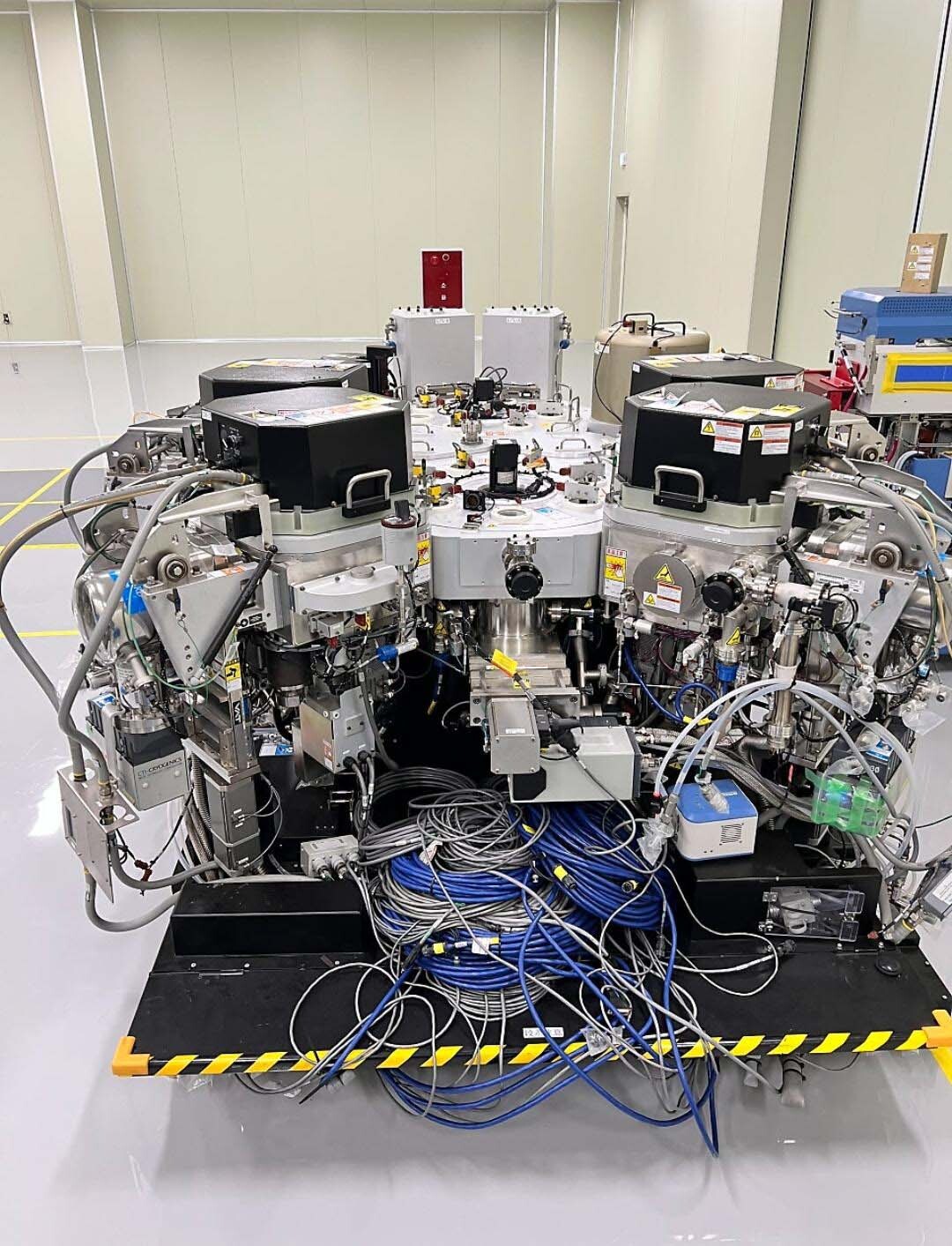 AMAT / APPLIED MATERIALS Endura 5500 Reactor used for sale price ...