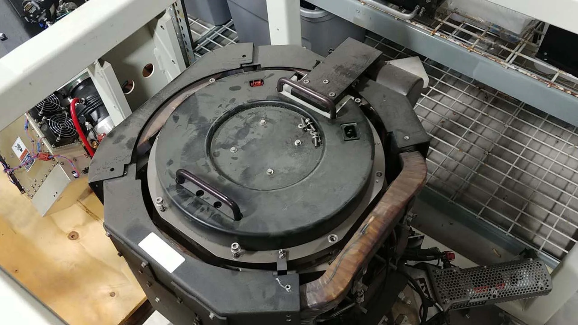 AMAT / APPLIED MATERIALS Etch chamber for P5000 部分 用於銷售價格 #9233891 > 從 ...