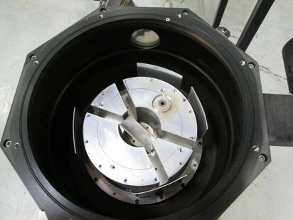 AMAT / APPLIED MATERIALS Etch process chamber for P5000 Parts used for ...