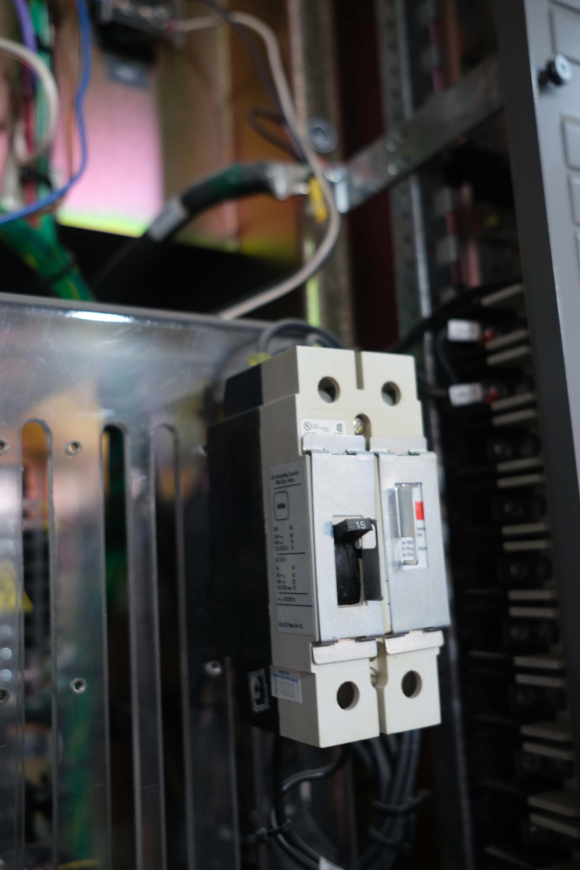 AMAT / APPLIED MATERIALS Fuse box for Endura Used for sale price ...