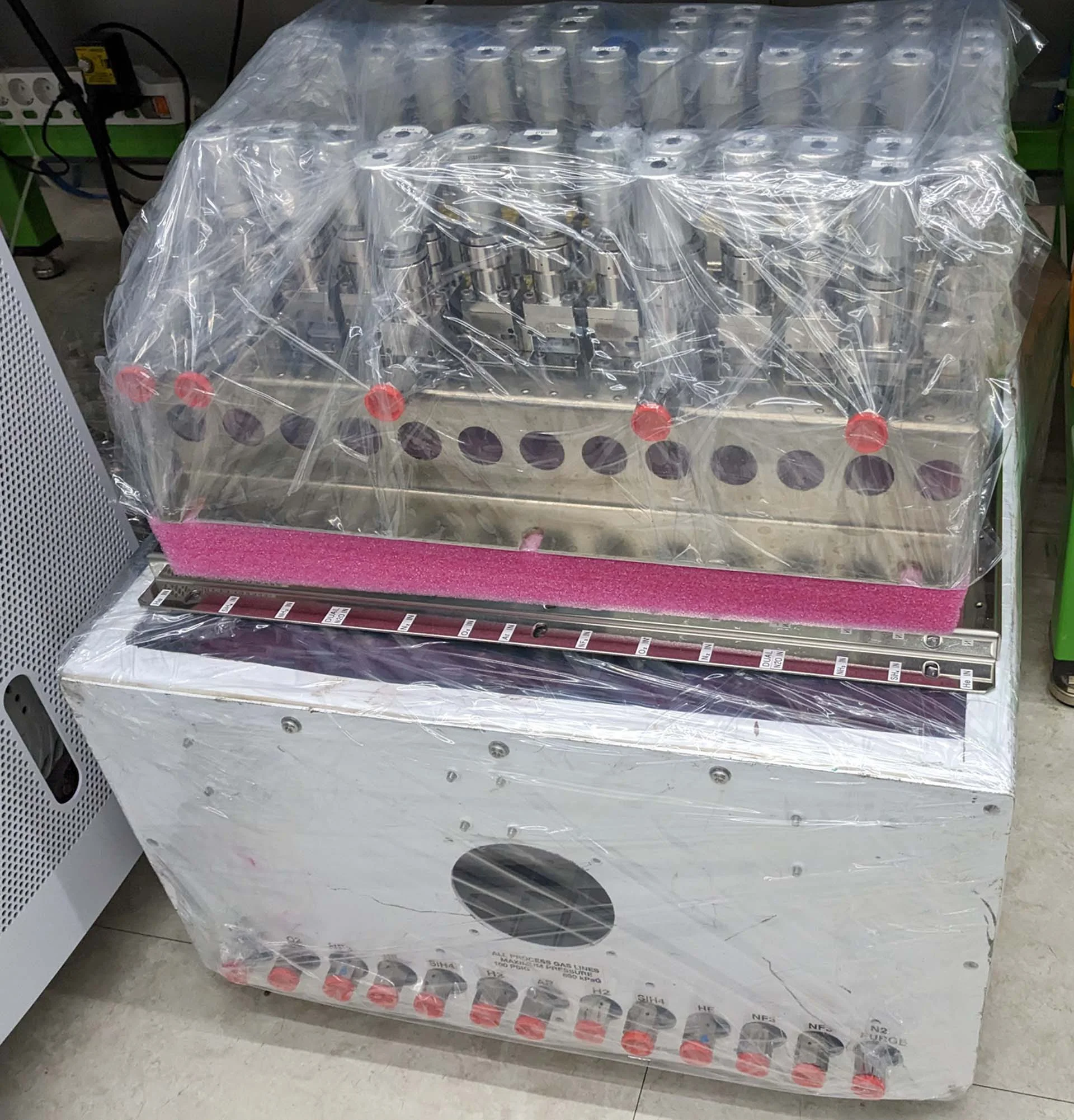 AMAT / APPLIED MATERIALS Gas boxes for Ultima Endura Reactor used for ...