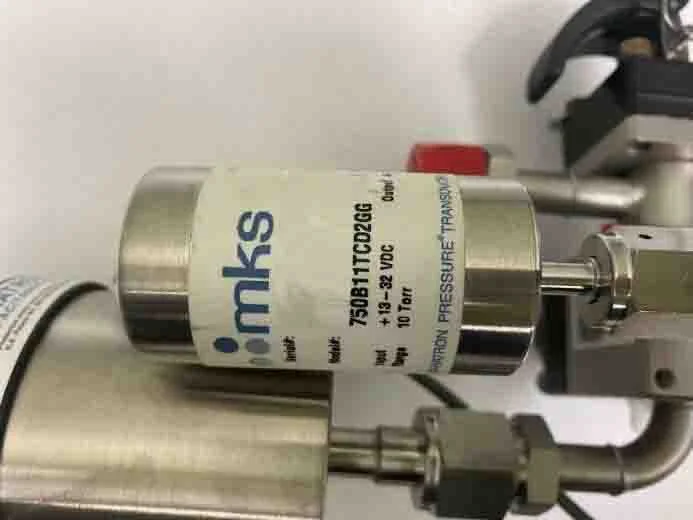 AMAT / APPLIED MATERIALS Lot of spare parts 부속 판매 가격 #293637558에 사용됨 ...