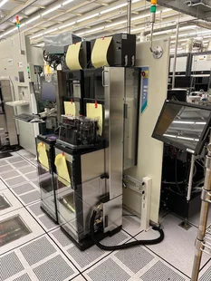 AMAT / APPLIED MATERIALS Narrow body load locks for Endura Reactor used ...